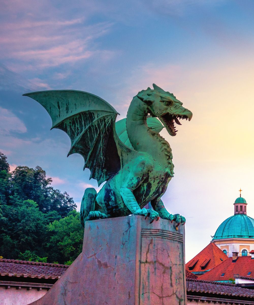 Biblical Meaning Of Dragon In Dreams - Bible Wings