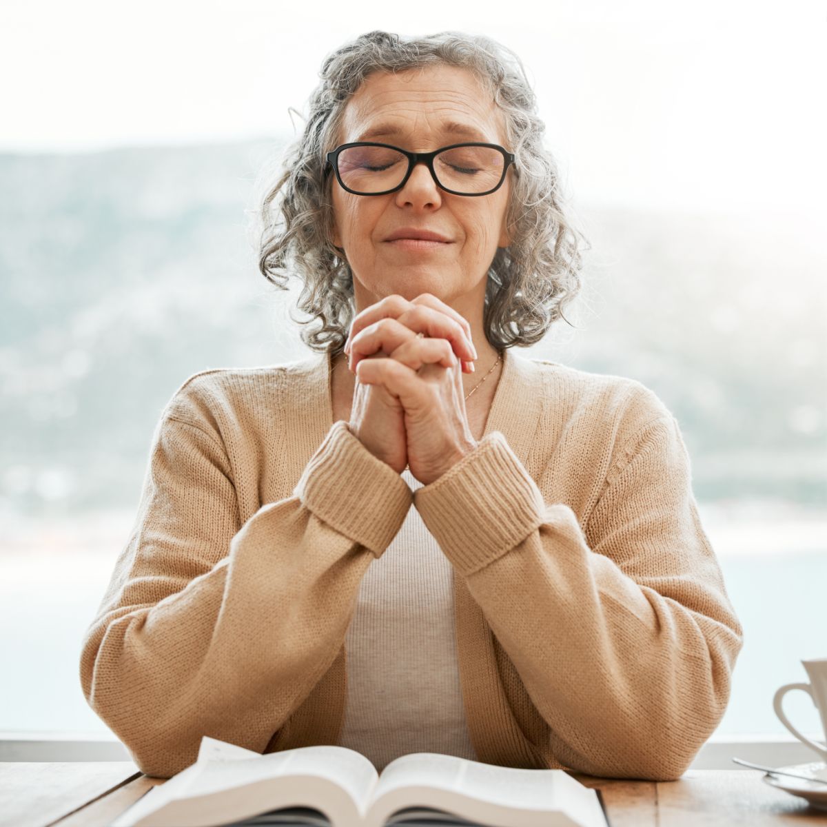 The Biblical Meaning Of Left Ear Ringing - Bible Wings
